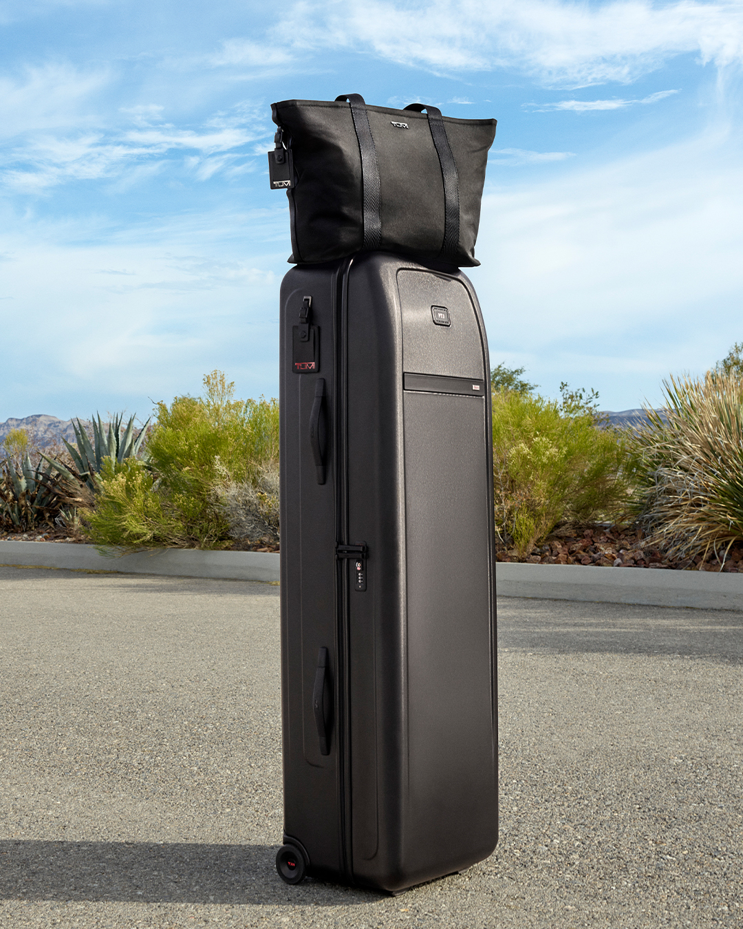 TUMI swings into the golf scene with its debut collection – ParGolf