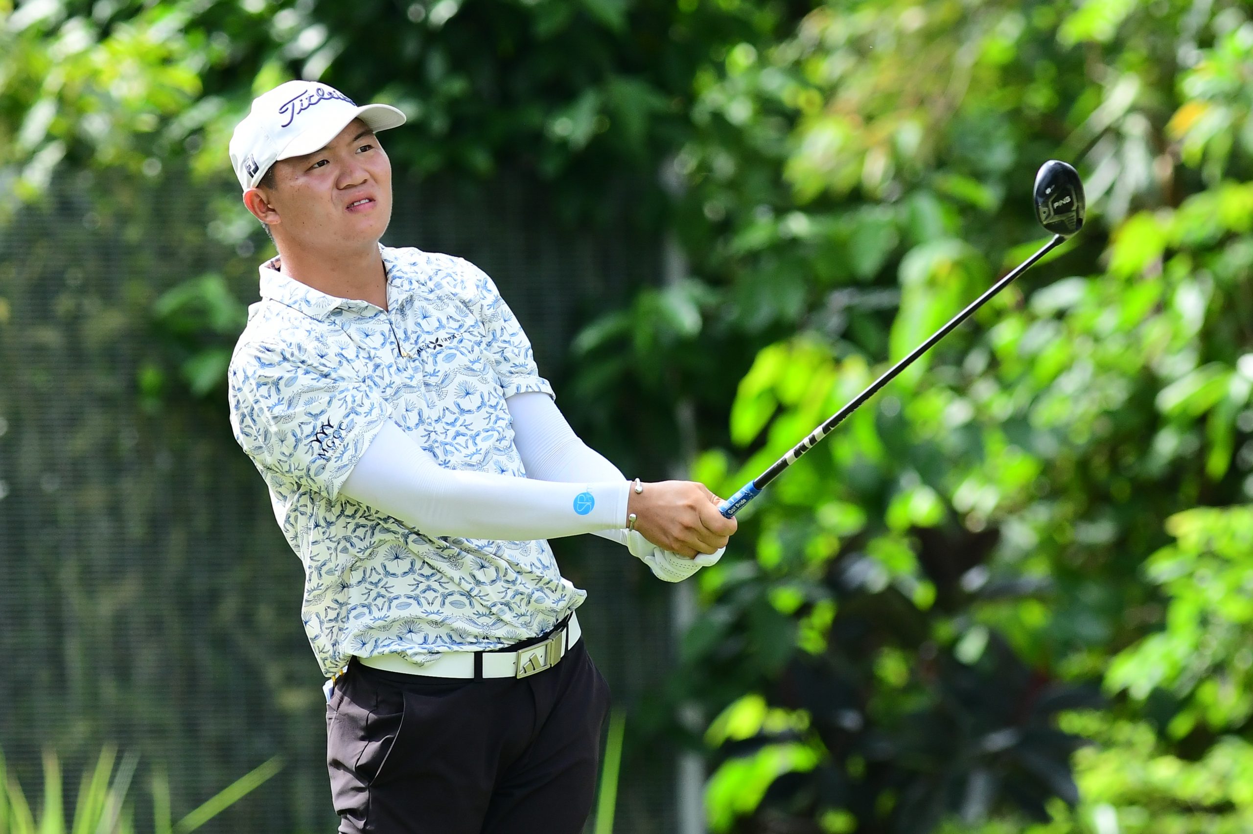 Edvin Ying and Ryan Fernandez share lead; Winnie Ng ahead in Ladies ...